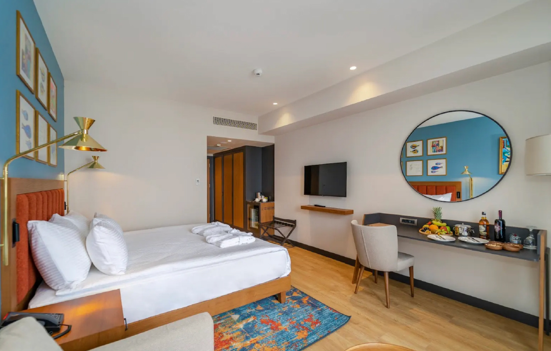 Rooms | Deluxe Room With Land View