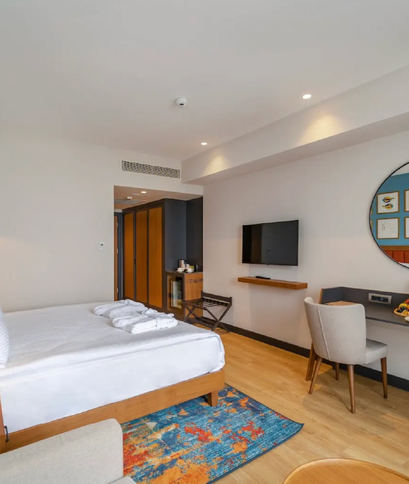 Rooms | Deluxe Room With Land View